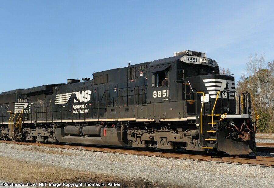 NS 8851 C40-9